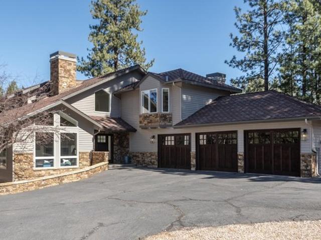 60012 Ridgeview Dr W, Bend, OR 97702