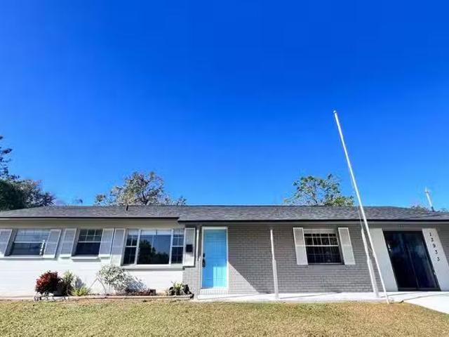 60017570 13933 1st St
