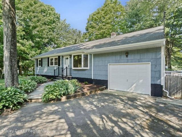 6001 Marion Blvd, Valatie, NY 12184