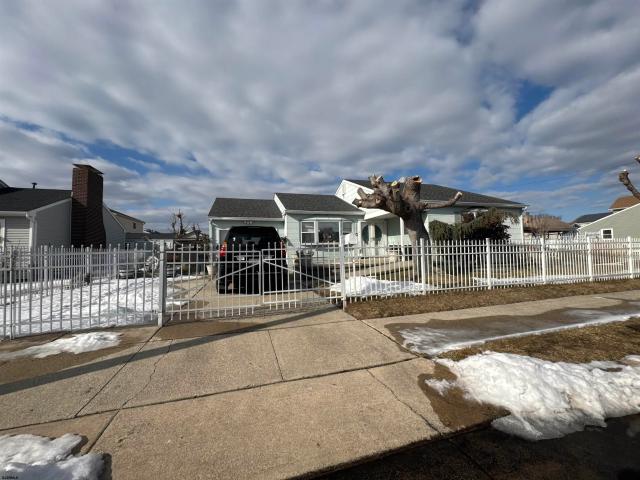 6001 Marshall Ave