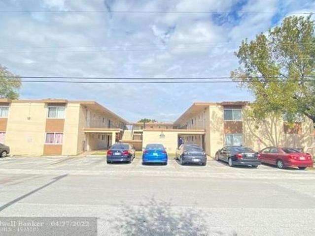 6001 NW 37th St #108 Virginia Gardens, FL 33166