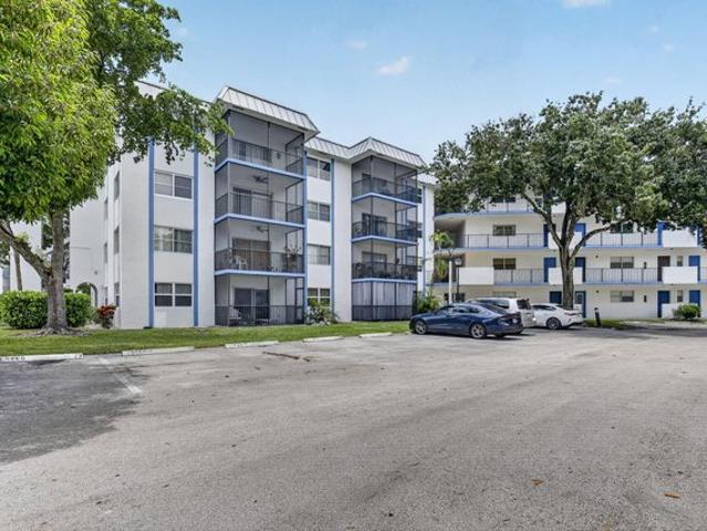6001 N Falls Circle Dr Apt 306, Lauderhill, FL 33319