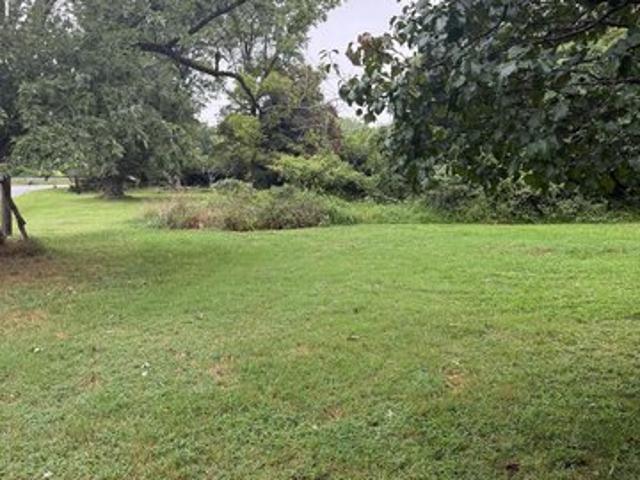 6001 Old Branch Ave, Temple Hills, MD 20748