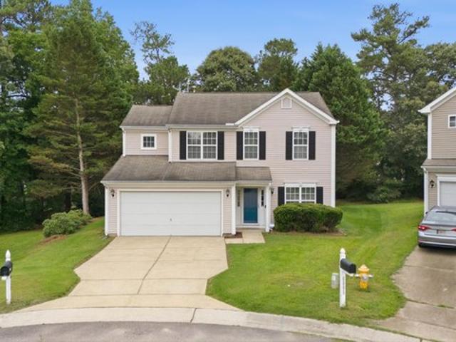 6001 Crayford Dr, Raleigh, NC 27604
