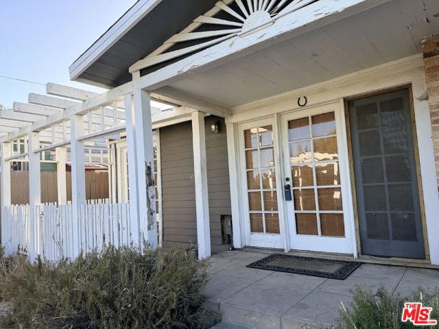 6001 Eucalyptus Lane