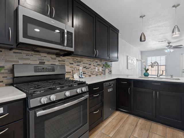 6001 Jain Ln