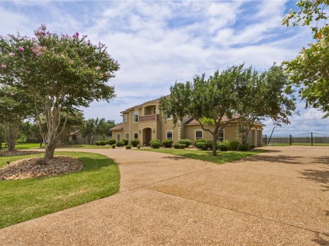 6001 King Trail