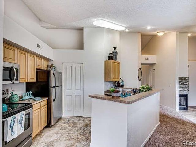6001 S Yosemite Street # H302