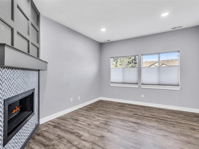 6001 S Yosemite Street # J208