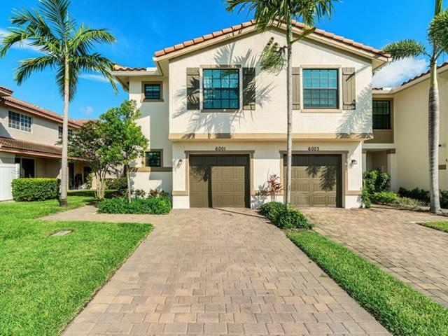 6001 Woods Edge Cir, Riviera Beach, FL 33410