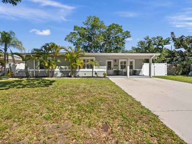 6001 12th Way N, Saint Petersburg, FL 33703