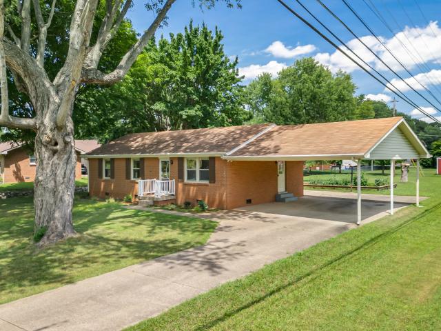 6002 Russell Dr