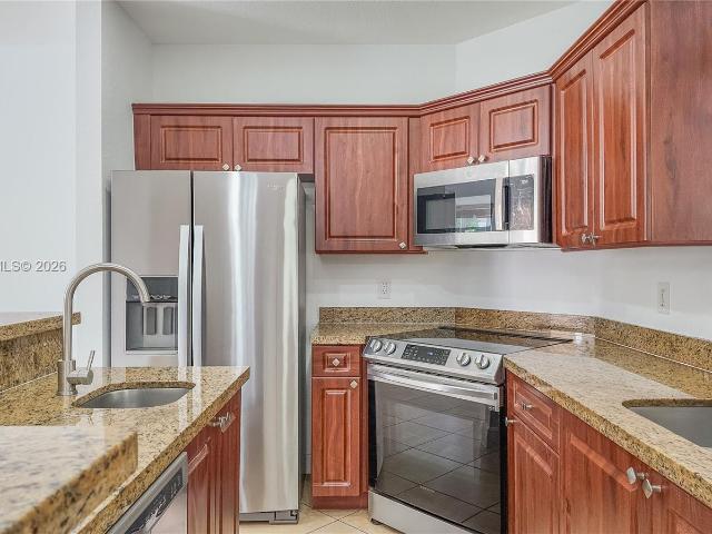 6002 SW 8th St, Unit 3, West Miami, FL 33144 | MLS #A11984 | Compass