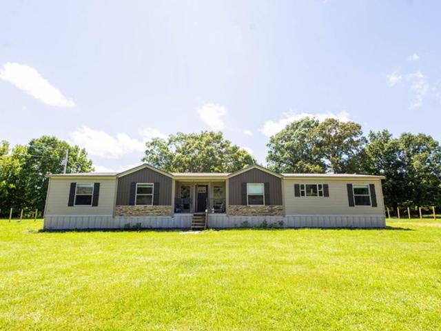 60036 Umfress Rd, Amory, MS 38821