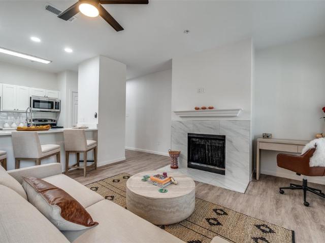 6003 Oram Street # 203