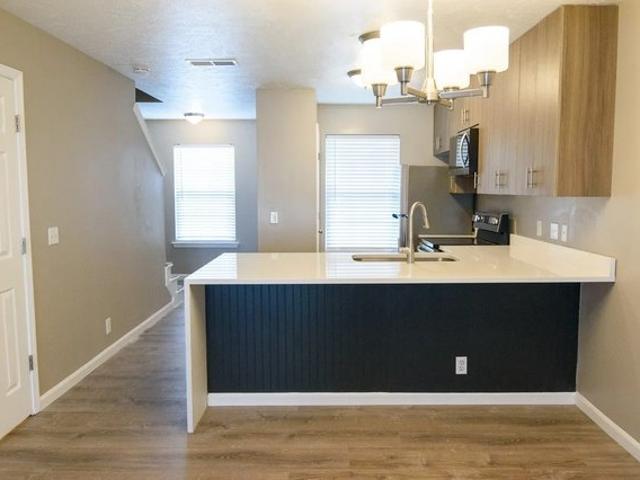 6003 Cullen Dr, La Vergne, TN 37086