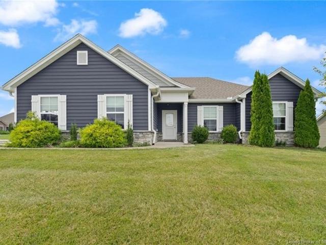 6003 Crestview Ln, Georgetown, IN 47122