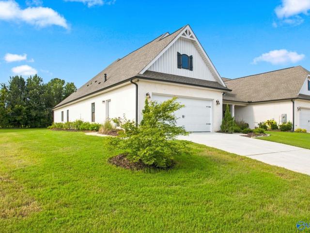 6003 Gardner Maples Drive
