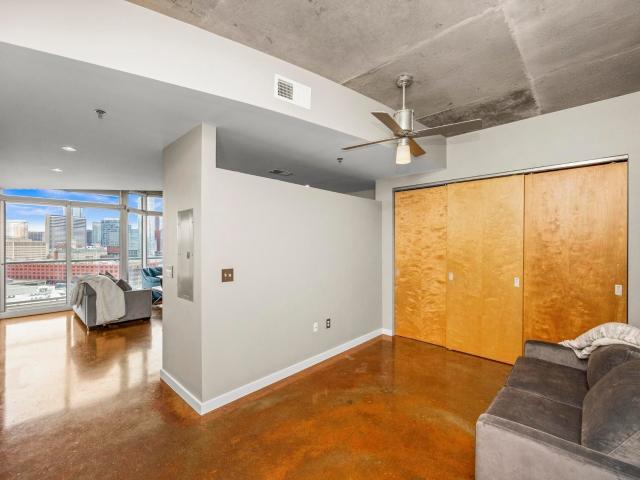 600 12th Ave S # 1411