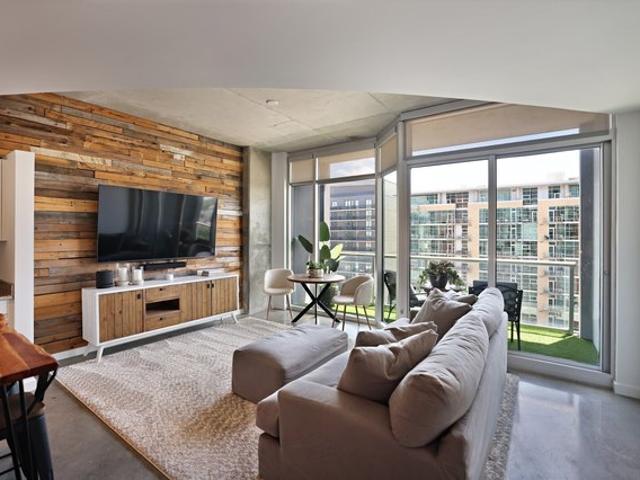 600 12th Ave S Apt 1706, Nashville, TN 37203