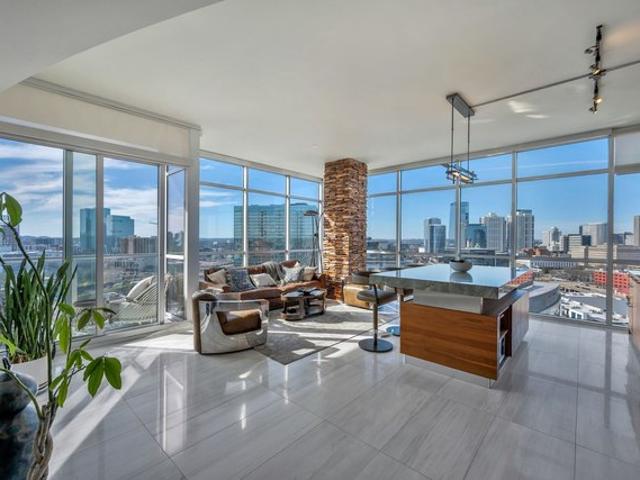 600 12th Ave S Apt 1801, Nashville, TN 37203