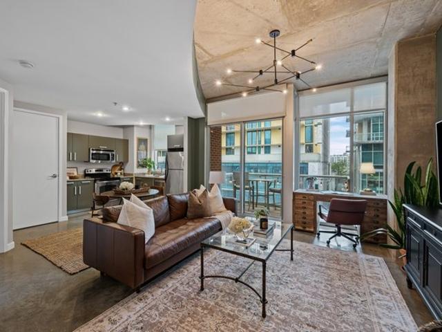 600 12th Ave S Apt 712, Nashville, TN 37203