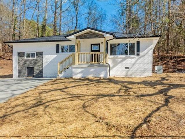 600 1st St, LaFayette, GA 30728