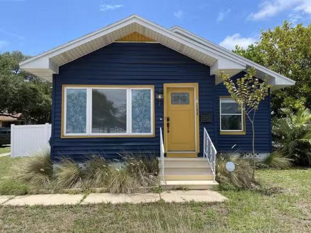 600 28th Street North 1 600 28th St N #1