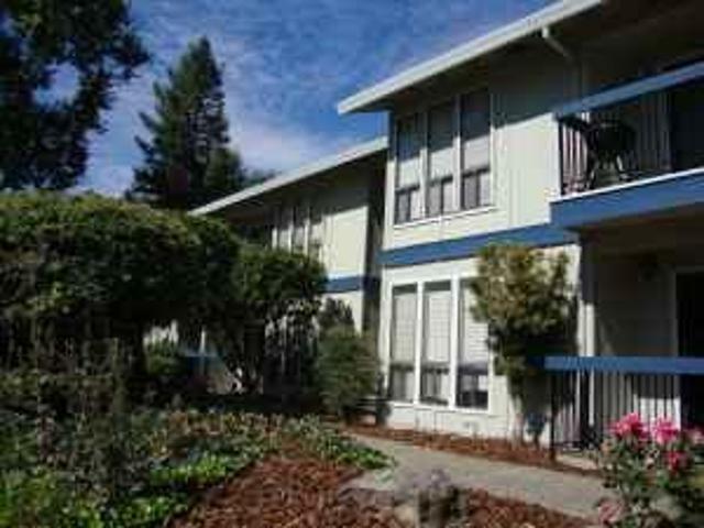 $600 / 2br On Sarcamento River 2 br 2br Apartment Red Bluff map