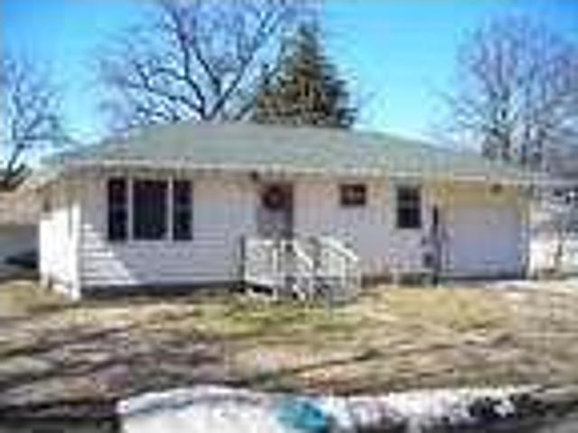 $600 / 2br 2 bdrm 1 ba house for RENT Waseca 2br bedroom