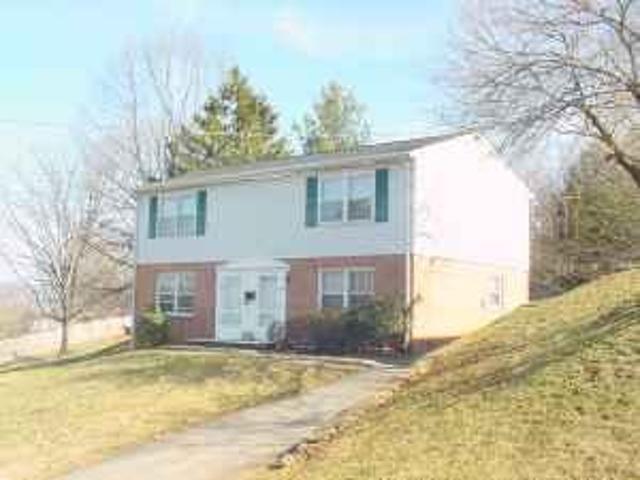 $600 / 2br 2 Bedroom Townhouse for rent! NW Roanoke City Round Hill