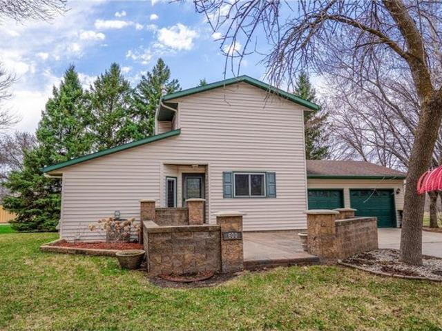 600 33rd St NW, Willmar, MN 56201