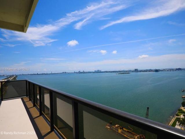 600 36th St NE #Ph 28, Miami, FL 33137