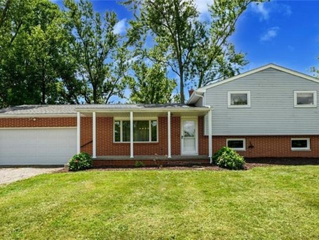 600 53rd St SW, Canton, OH 44706