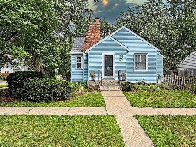 600 5th Ave, Independence, IA 50644