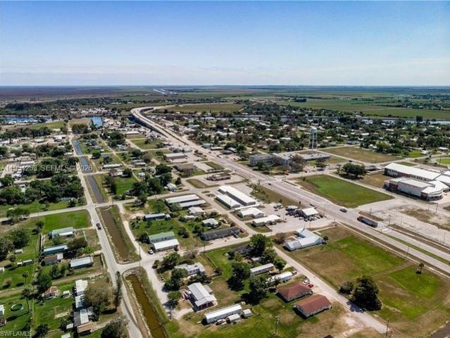 600 642 US Highway 27, Moore Haven, FL 33471