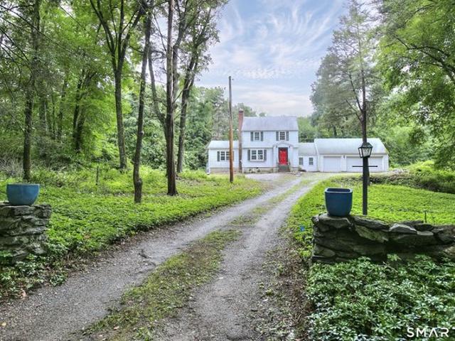 600 Cedar Rd, Fairfield, CT 06890