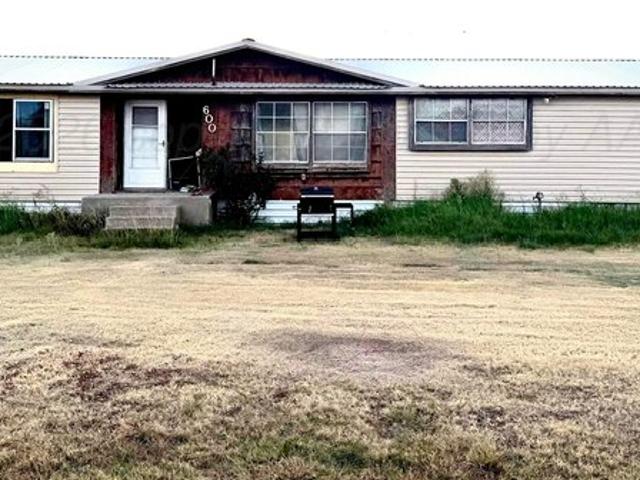 600 Chester Ave, Panhandle, TX 79068