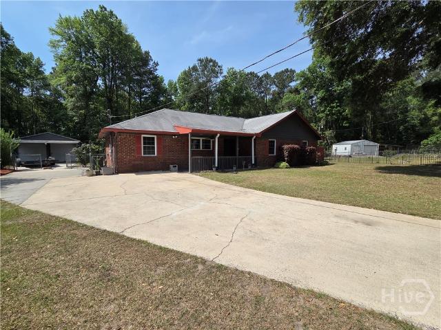 600 Cross Creek Drive