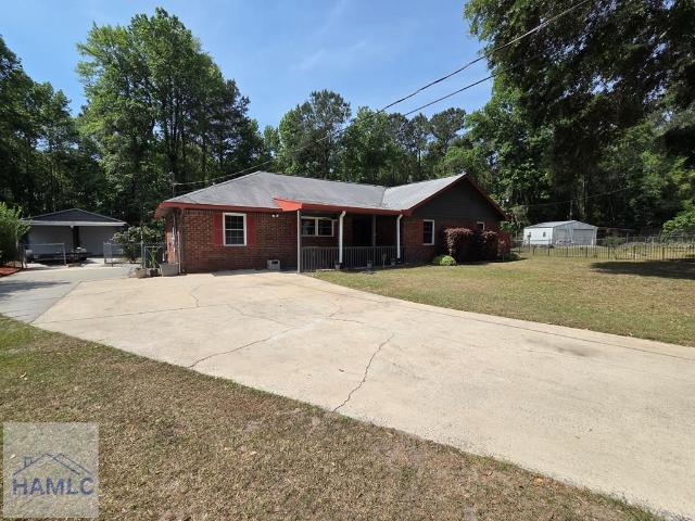 600 Cross Creek Drive