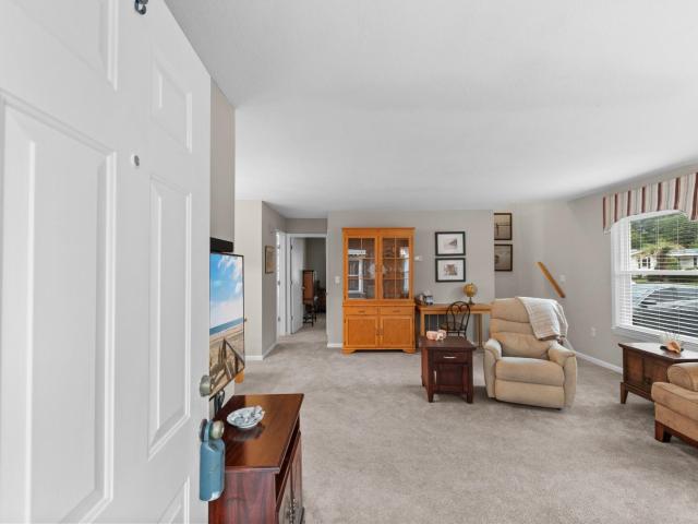 600 A 26th Ave. S