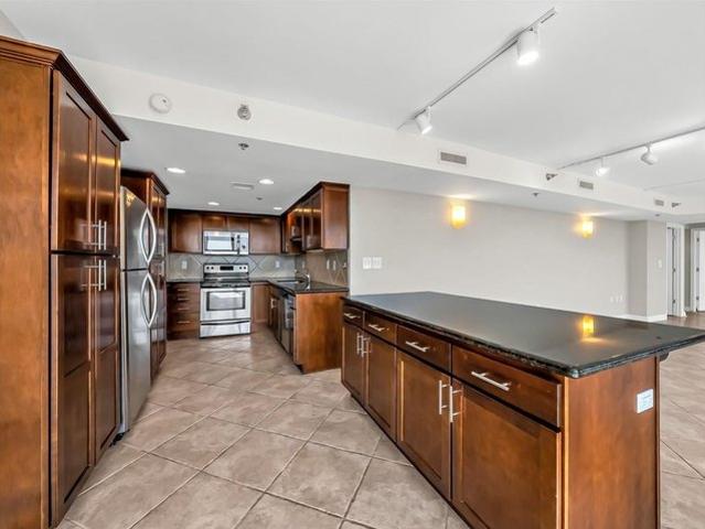600 Admiral Blvd Apt 602, Kansas City, MO 64106