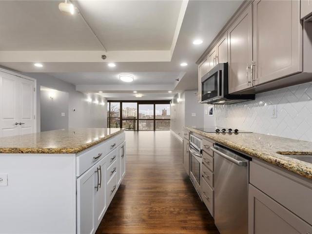 600 Admiral Blvd, Unit 601, Kansas City, MO 64106 | MLS #2612