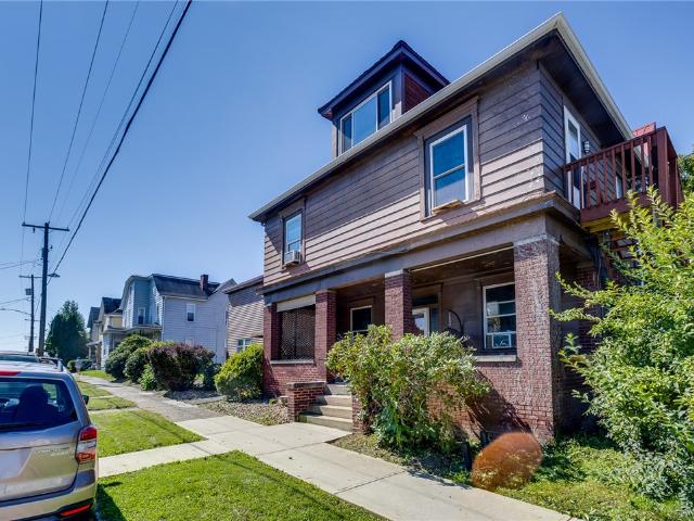 600 Green St
