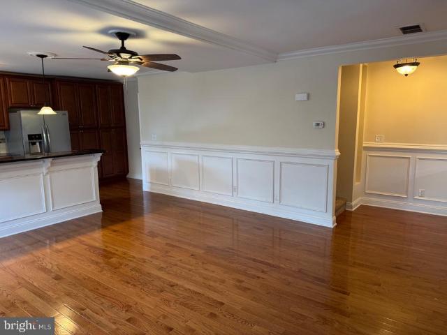 600 Grove Street # 3