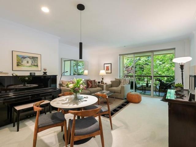 600 Deer Valley Rd Apt 1G, San Rafael, CA 94903