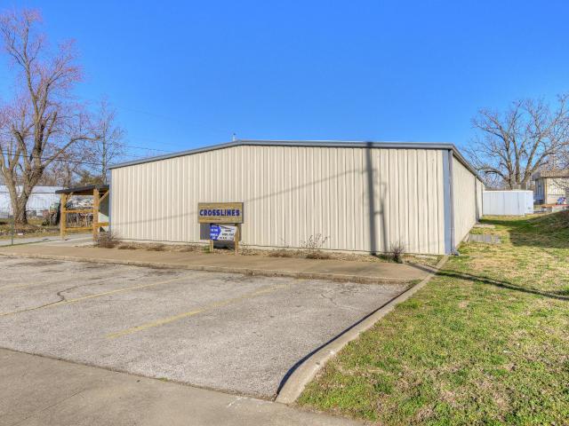 600 E 6th Street
