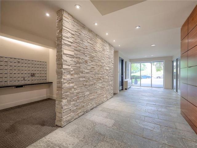 600 E 8th Street # 4T