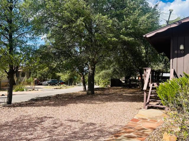 600 e drowsey circle