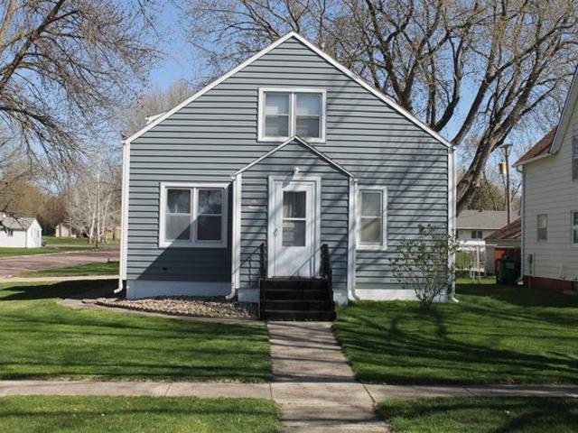 600 E Minnesota Ave, George, IA 51237